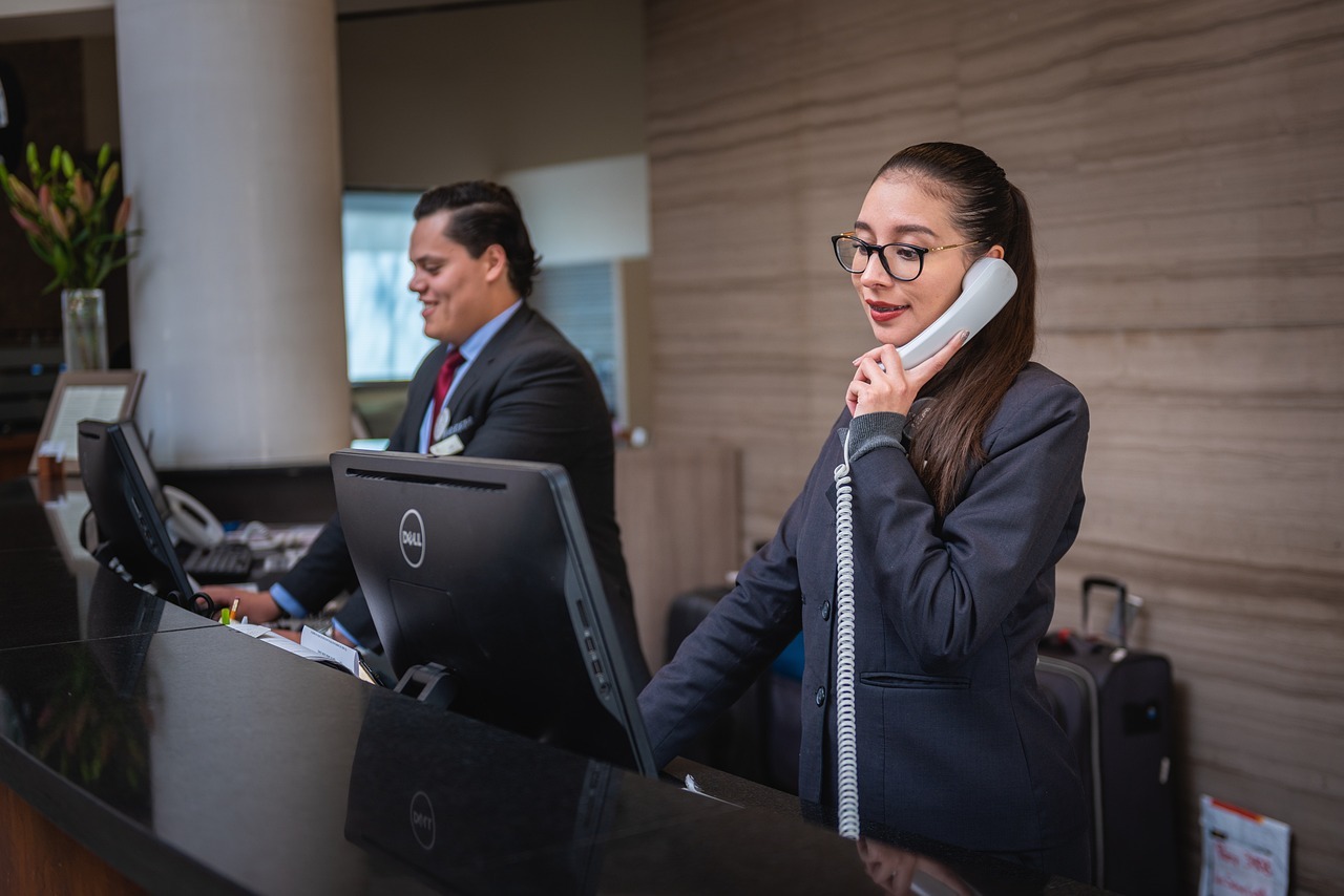6 Reasons NOT to Use Your Bilingual Staff as Translators or ... 6 Reasons NOT to Use Your Bilingual Staff as Translators or ...